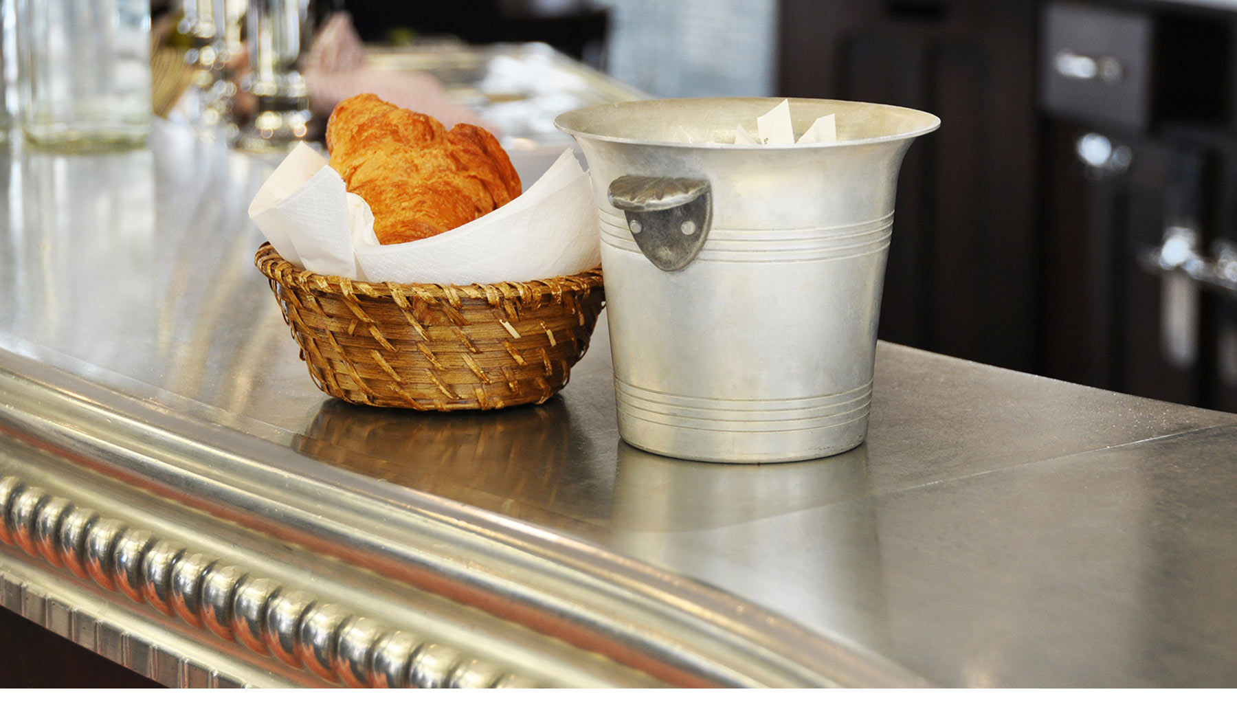 François & Co. | Architecturals & Surfaces